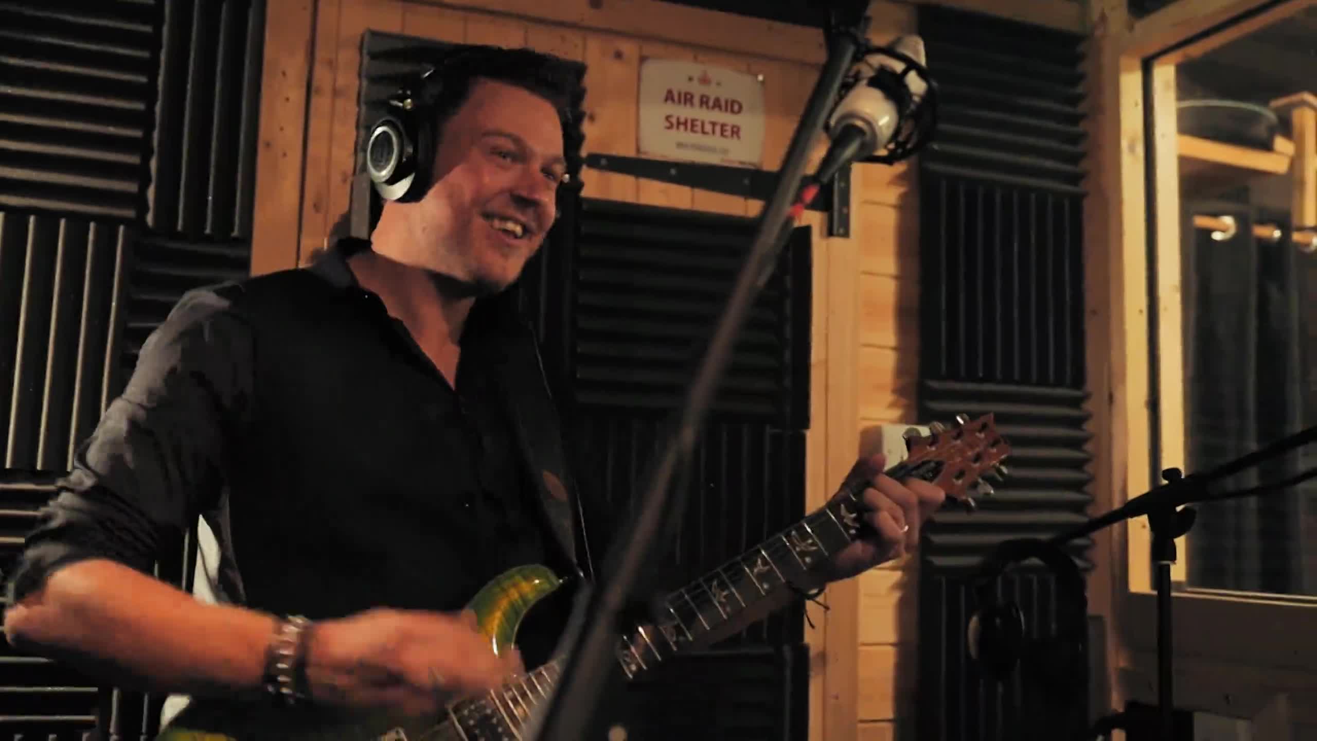 Go Commando Wedding Band - Top UK Wedding Bands